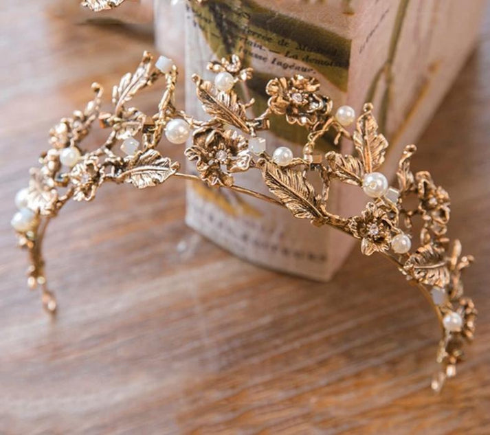 Vintage Baroque Gold Pearl Leaf Vine Tiara – Top Notch Designs USA